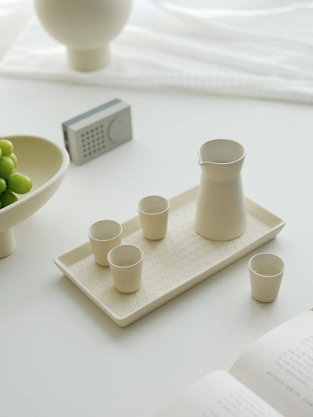 Japanese Style Sakura Sake Drinking Set Cream Color| WENSHUO HOME